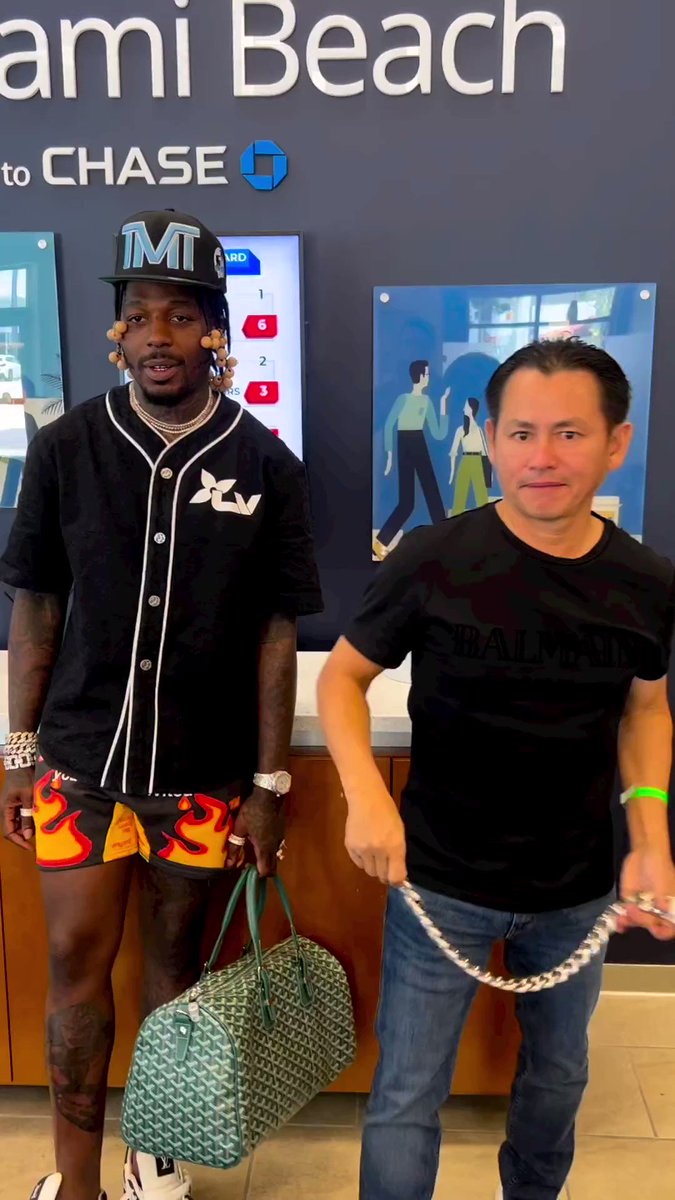 DJ Akademiks on Twitter: "Johnny Dang made a $500k Cuban chain for sauce walka. They said the ...