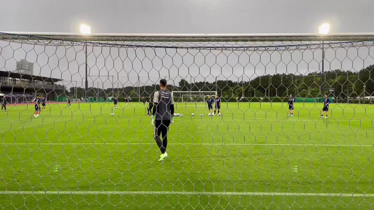 サッカーニュースQoly(コリー) on Twitter: "日本代表の練習後シュート練👀 #久保建英 #鎌田大地 #上田綺世 #前田大然 #中村敬斗 #daihyo"