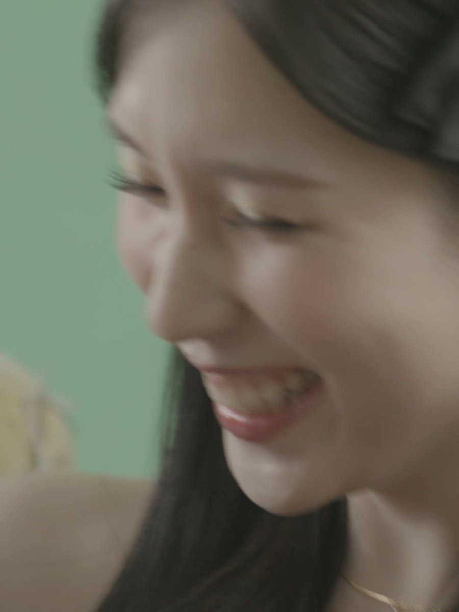 𝙼𝚘𝚘𝚗𝚌𝚑𝚒𝚕𝚍𝙳 ft. เป็นสลิ่มองหยิงนักวิทย์ on Twitter: "RT @godmitzu: HER SMILE IS SO PRECIOUS"