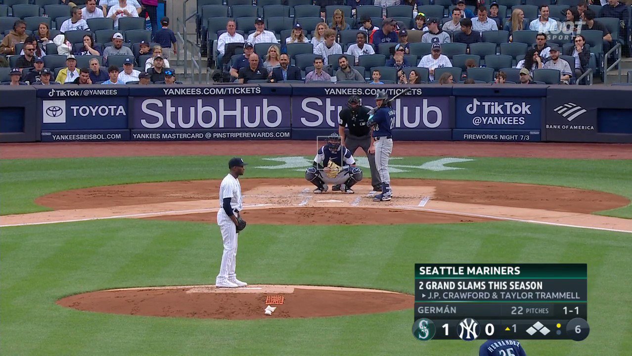 Mariners at Yankees / Twitter