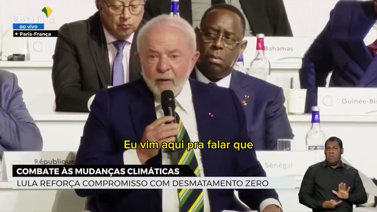 Pensar a História on Twitter: Pensar a História on Twitter: