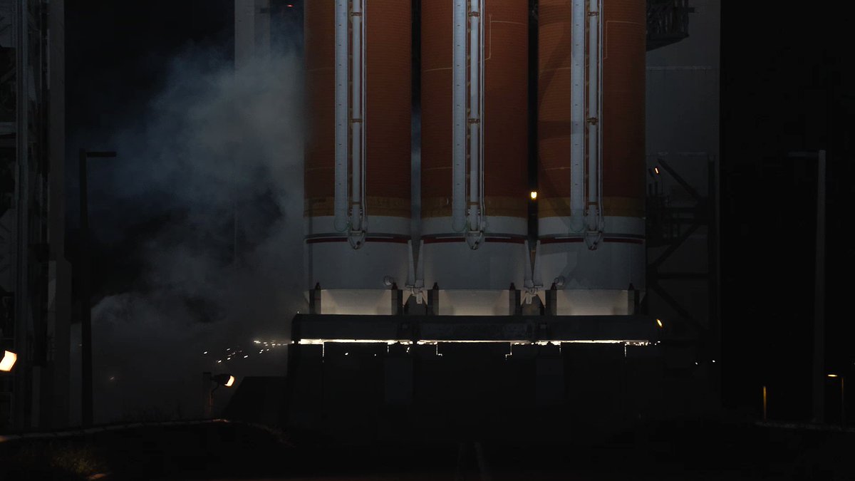 ULA on Twitter: "🔥 Three main engines up and running! 🔥 Each hydrogen ...