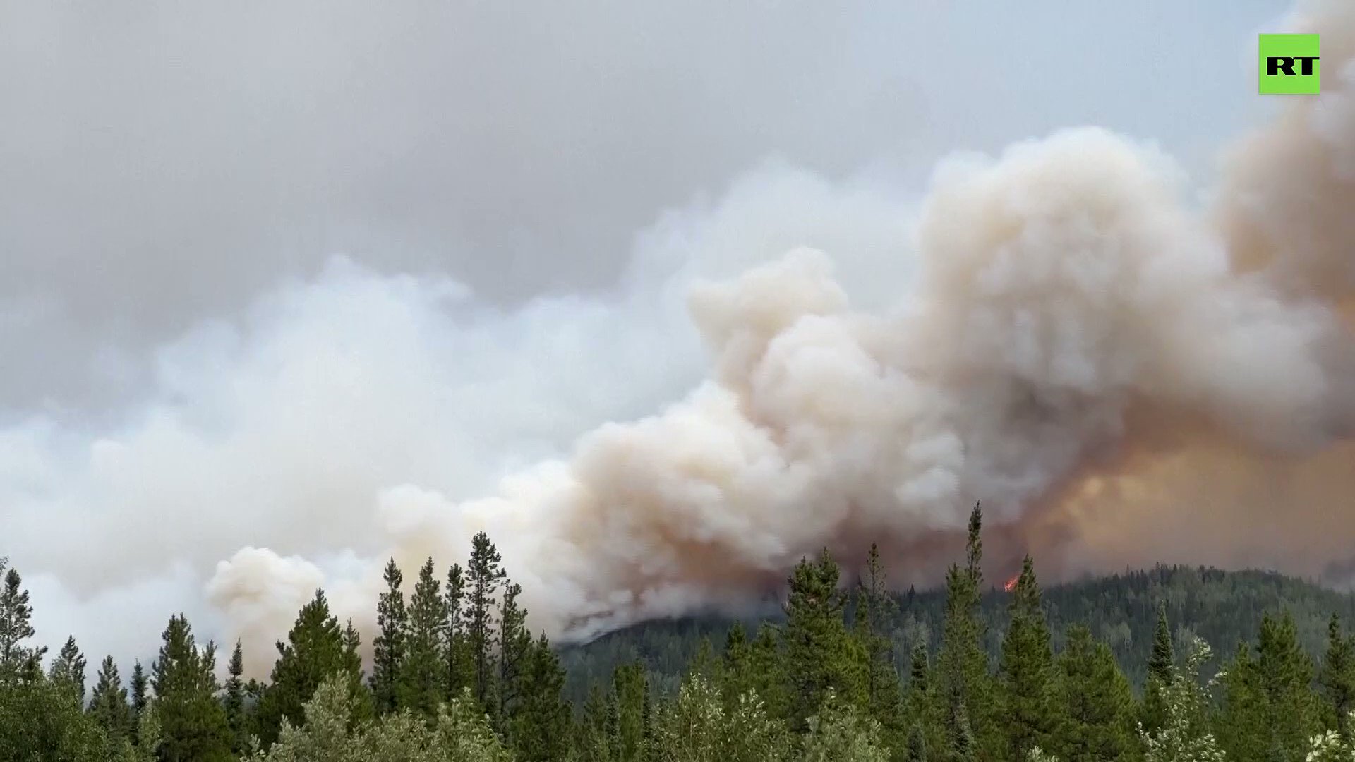 RT on Twitter: "Wildfires in Canada continue to burn, sending curtains of haze on broad swaths ...