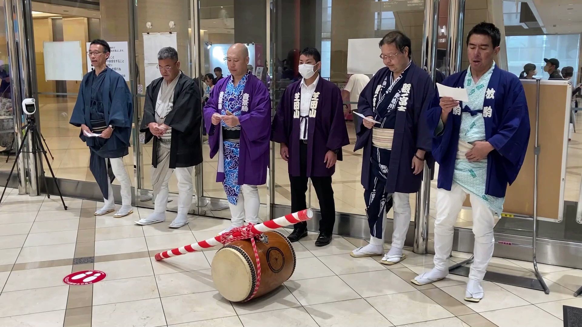 NHK大相撲（公式） on Twitter: "【3年ぶりの #触れ太鼓 ！2/2】 NHK名古屋放送局にやってきた 本場所の始まりを告げる 通称、触れ太鼓 令和2年初場所以来です 初日の取組 ...