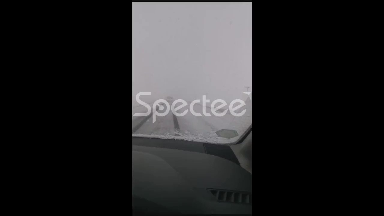 Spectee Inc. on Twitter: "People woke up to #snow in #Johannesburg, #SouthAfrica, for the first ...
