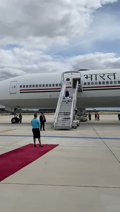 Aditya Raj Kaul On Twitter Prime Minister Of France Elizabeth Borne