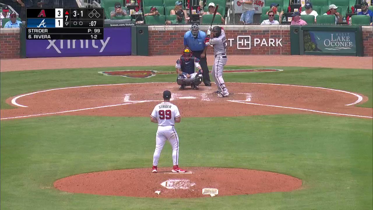 Diamondbacks at Braves / Twitter