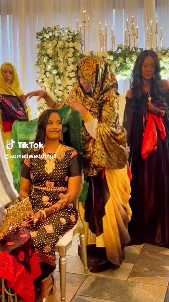 Red Sea ️Princes on Twitter: "Shaash Saar is a ceremony at Somali weddings and only married ...