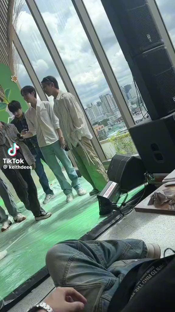 7/25 OISHI x PONDPHUWIN - posfie