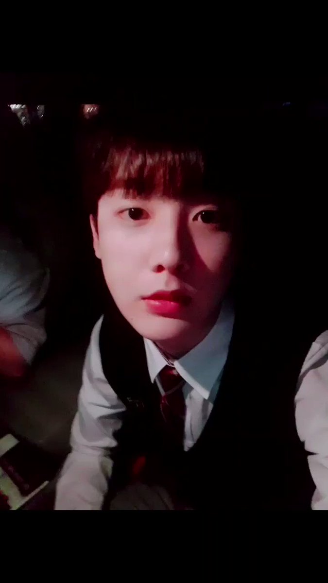 SANHA THAILAND on Twitter: "{TH} 180615 @offclASTRO : โรฮ่า!!@~อากาศร้อนขึ้นมากเลยครับ ㅠㅠร้อนมาก ...