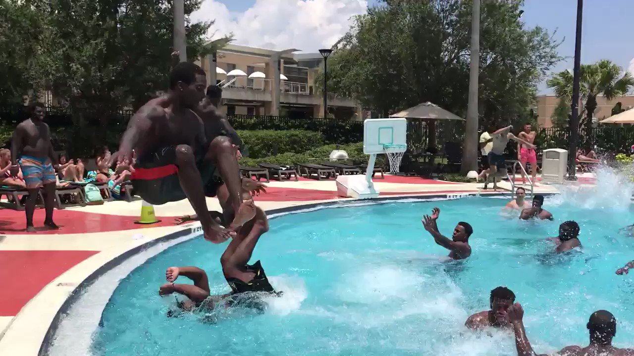 Ucf Pool Party