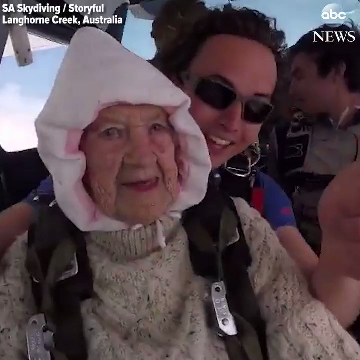 Record Breaker This 102 Year Old Woman Became The Oldest Skydiver In