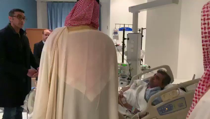 بدر العساكر Bader Al Asaker On Twitter سمو ولي العهد يزور رئيس تحرير