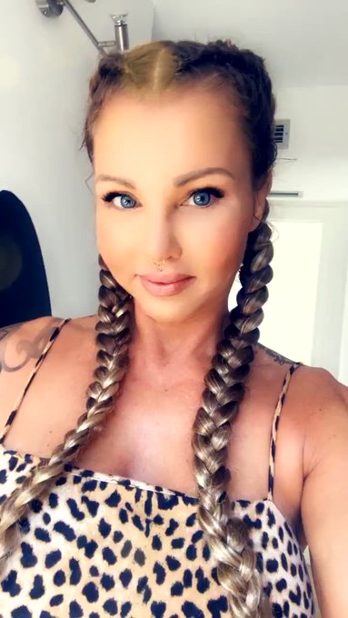 Tw Pornstars Amina Axelsson Videos From Twitter Page 3