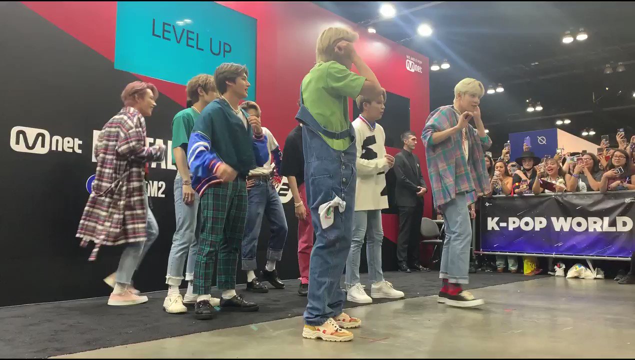 KCONUSA on Twitter: "Here's a little @ATEEZofficial #Yunho #LevelUp for your midweek pick-me-up ...