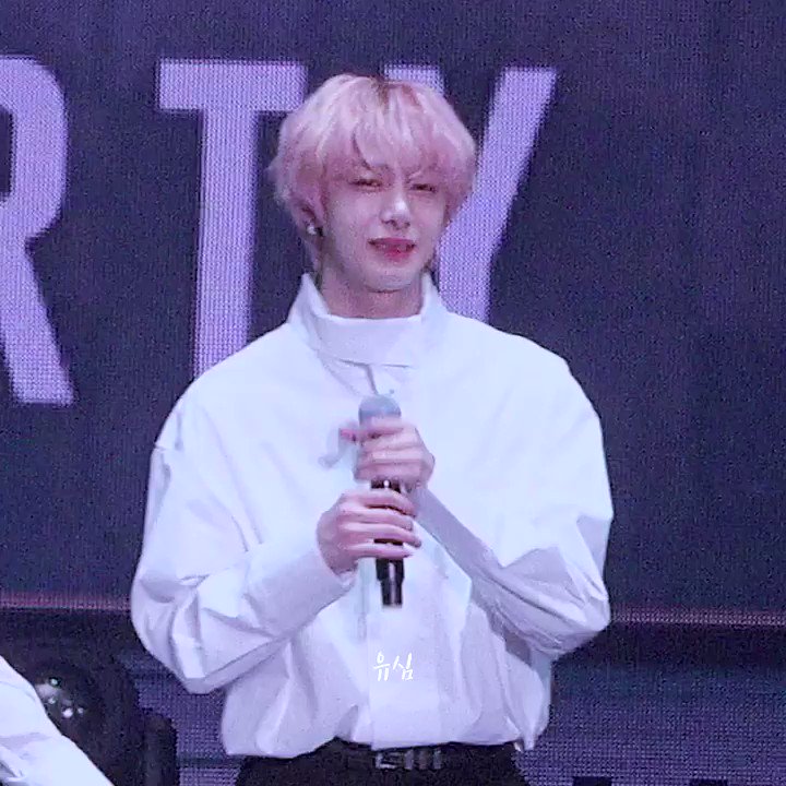 유심 On Twitter 200118 팬콘 홈파티 단추 일케 빨리 잘푸는사람 첨봄 몬스타엑스 형원