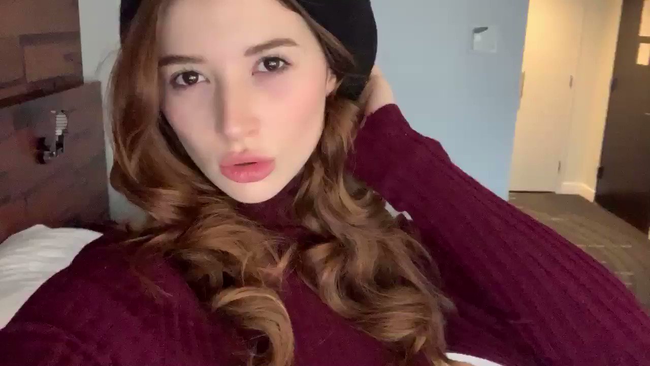 GODDESS AYSIA on Twitter: "@TheEvaDeVil Your hair 😍 i love the curls!!" / Twitter