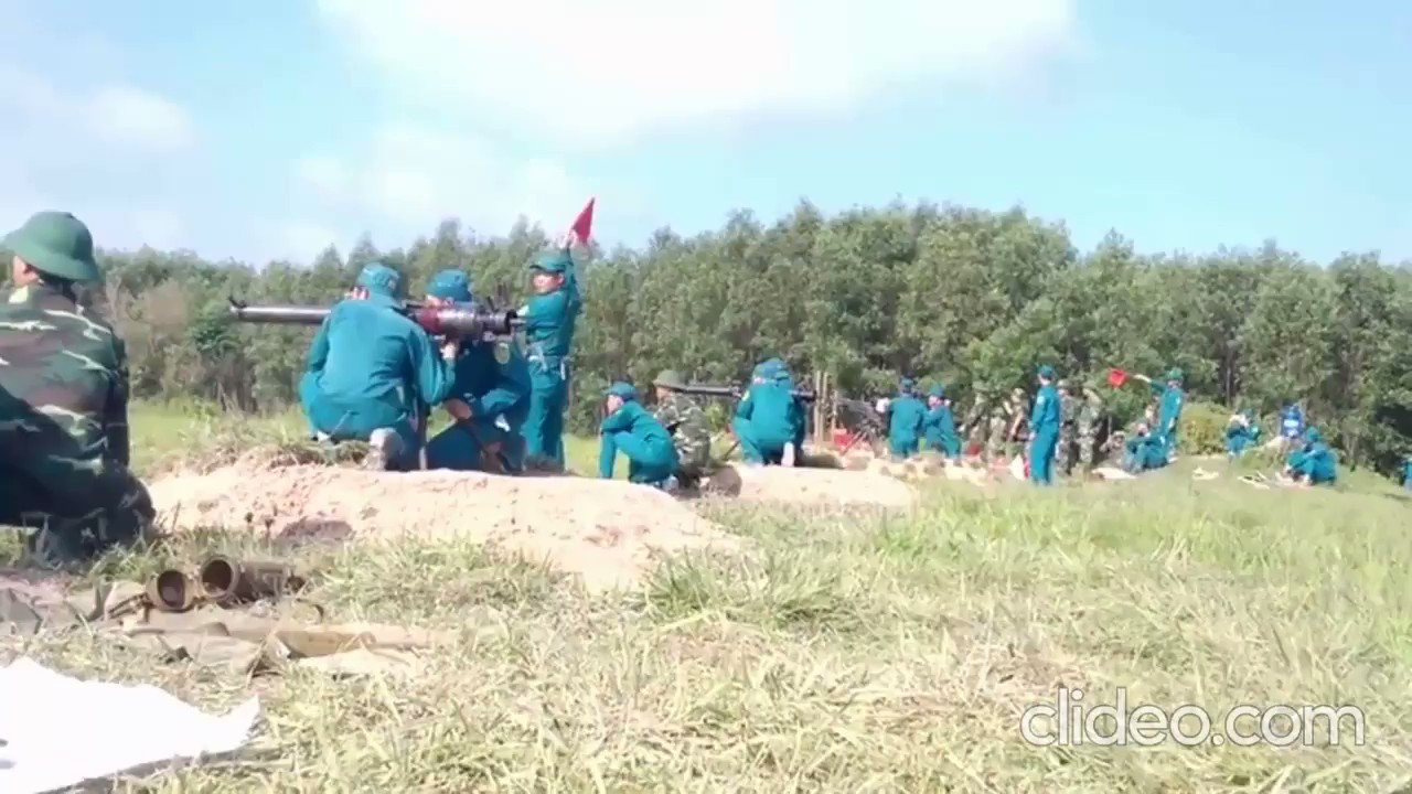 Lee Ann Quann on Twitter: "Vietnam Militia is a lightly armed service: Its members often carry ...