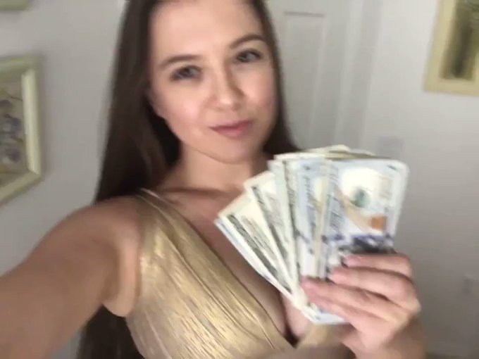 TW Pornstars - Becky LeSabre Videos from Twitter.