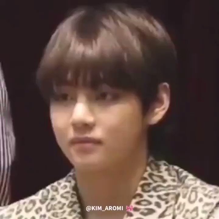 Taehyung-Ah 𐤀 💜🐯 on Twitter: "@_candyclover มี่อยากแต่งกะเลาหรออ คงจะไม่ได้หรอกนะ https://t.co ...