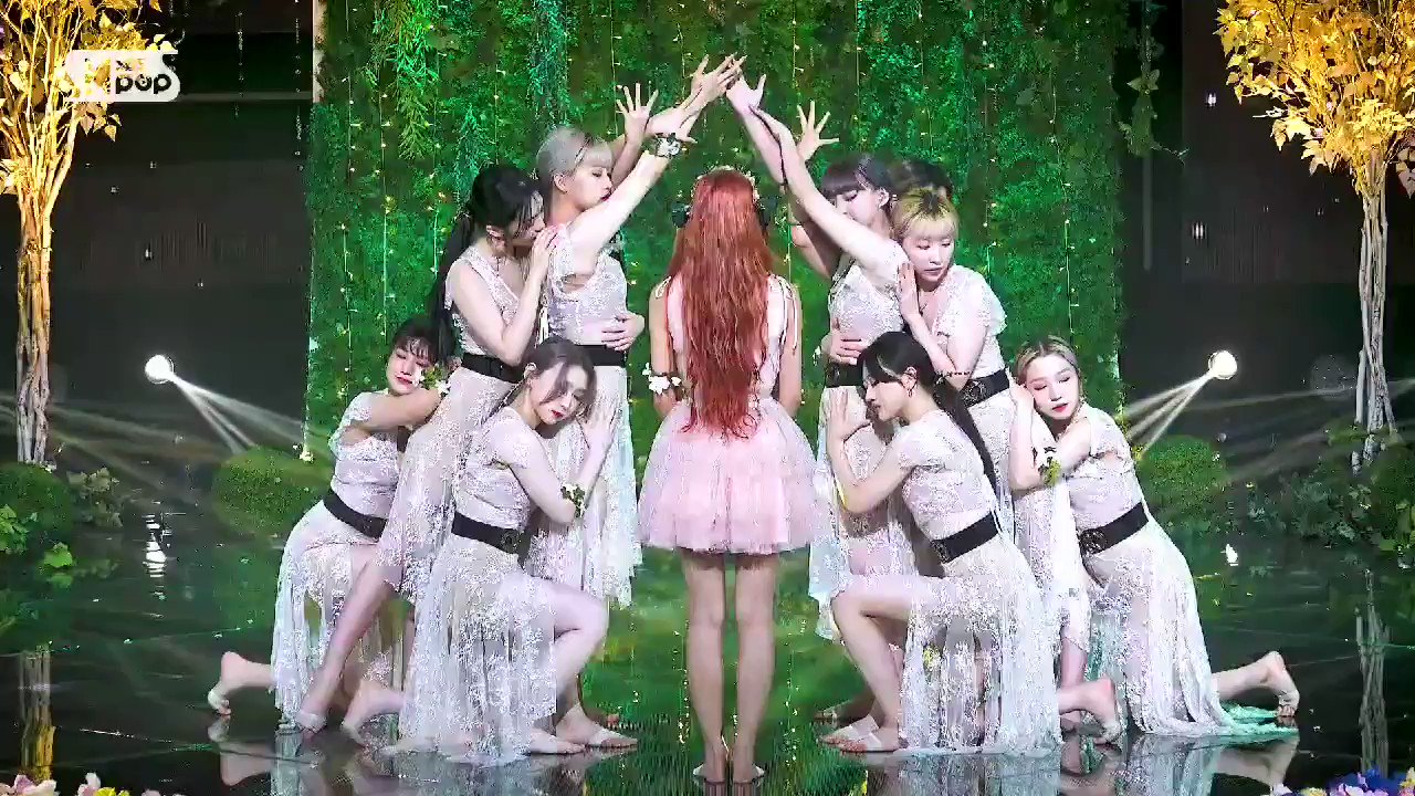 오마이걸엄마 On Twitter 아니 근데 진짜 이번 컴백이 컨셉헤메코세트장까지 너무 완벽해서 진짜 찐 레전드찍은듯