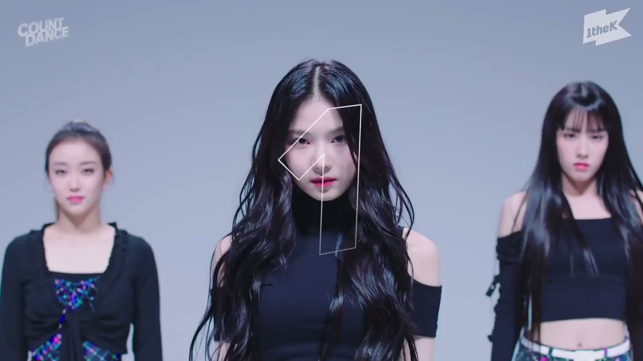 on Twitter: "JJ Lin & Anne Marie - bedroom | STAYC ISA & Sieun https://t.co/zsWlHM1mdg" / Twitter