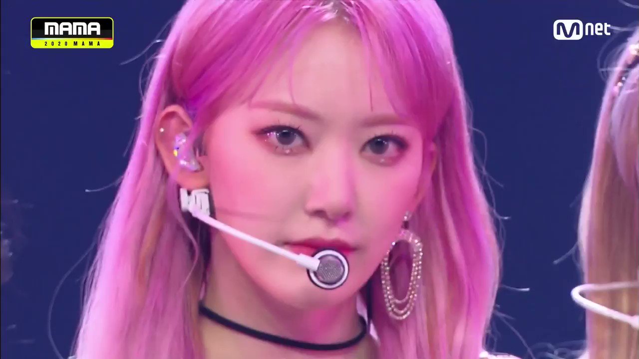 iz*one performance on Twitter: "izone - panorama at mama 2020 (part 1) https://t.co/4YyBASP65r ...