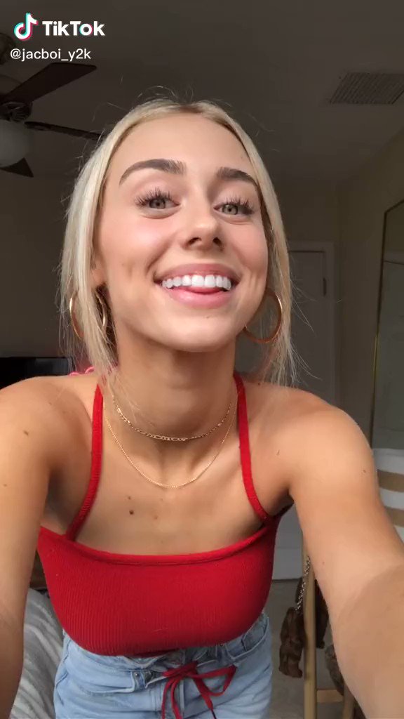 💎tiktok Hotties💎 On Twitter Body Is A Temple 💯🍑😍🤓🤤 ⬇️dm The Girls And Free Clips ⬇️