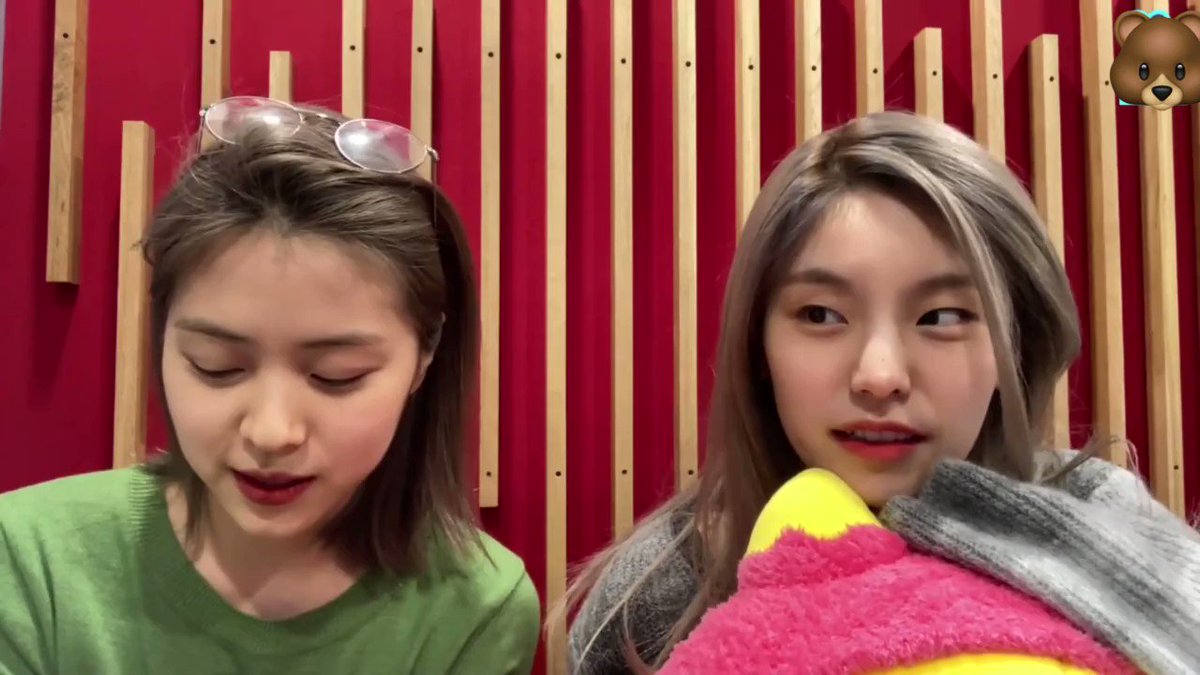 Itzy Brazil Voltage ⚡ On Twitter Ryujin Chaeryeong é Uma Pessoa
