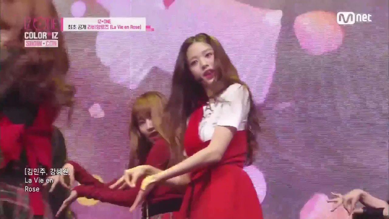 iz*one performance on Twitter: "izone - la vie en rose debut show con (part 1) https://t.co ...