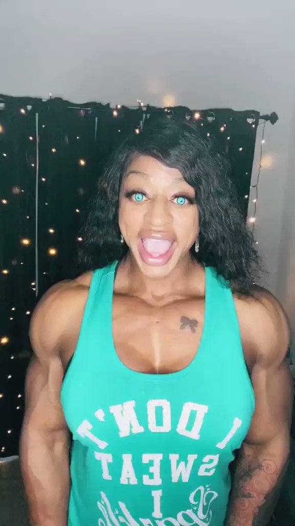 Female Muscle Fan💪 On Twitter Big Moe Being Silly 😜 But Still Sexy 😍