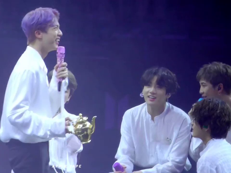 hourly taejin (slow) on Twitter: "the first time we ever heard seokjin sing tonight a little bit ...