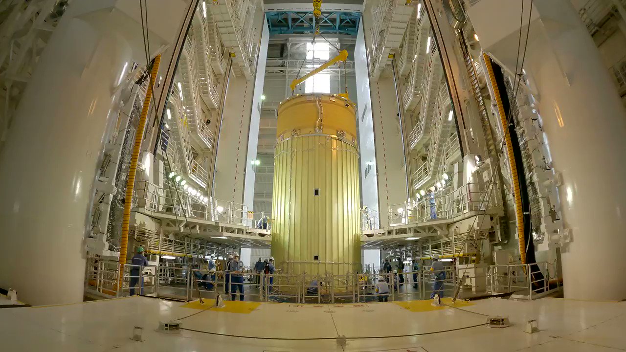 JAXA種子島宇宙センター on Twitter: "【H3ロケット2段機体 逆VOS】 H3ロケット2段機体の逆VOS作業をとらえたタイムラプス動画です。VAB高層棟から低層棟へ機体を移して ...