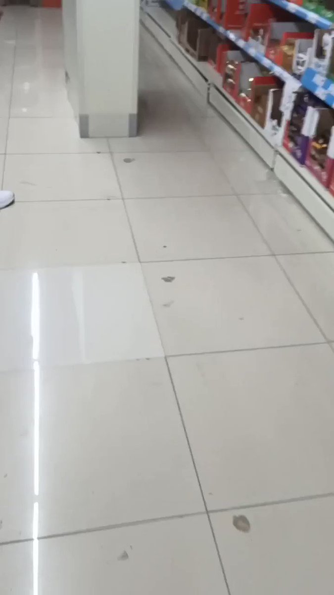 丅ᑌᑎᗩƳ on Twitter: "Emine yine Suriyeli avında :))) Koptum ya resmen 😂"