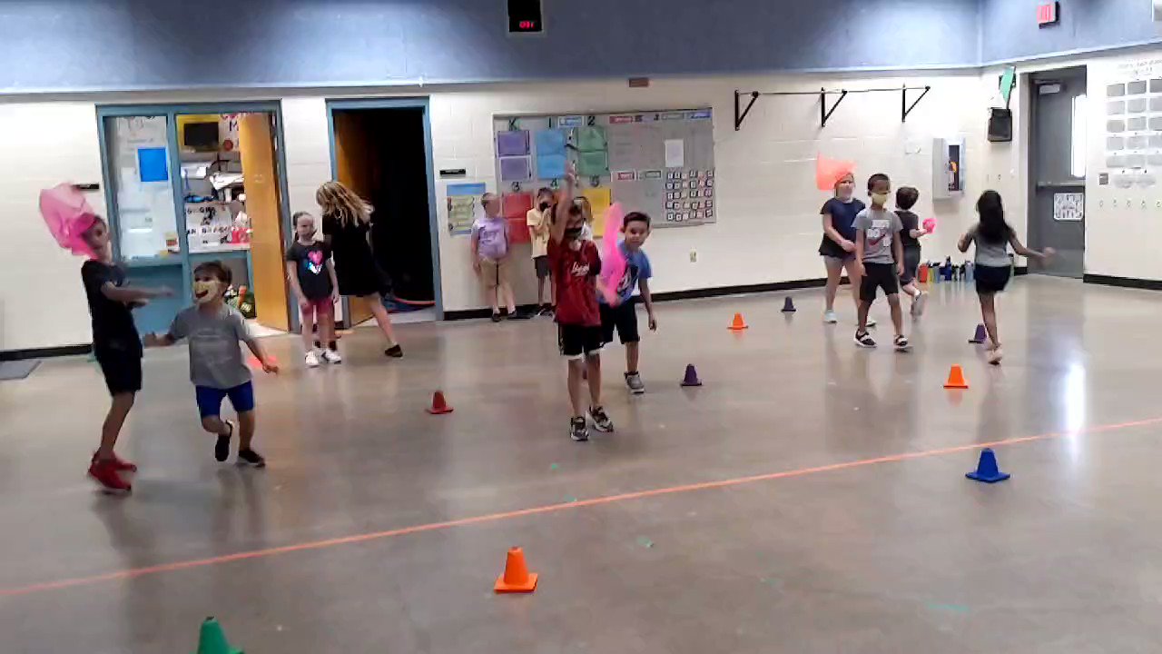 Kyle.PE.Bragg on Twitter: ""Scarf Partner Challenge" from @justybubPE ...