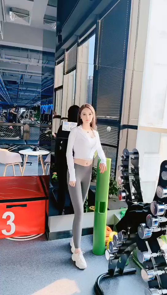 北京 功夫茶艺展览 身高 177 罩杯:d 气质优雅谈吐得体举止大方 前凸后翘 通体雪白 性格超好 爱好 看书 旅游 滑雪 健身⛷️ 想要