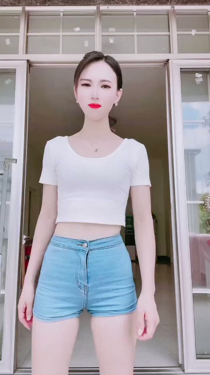 ＃少妇 ＃跳舞 ＃牛仔短裤 我爱美熟女 @lkl_cookie