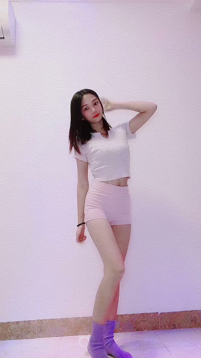 ＃少妇 ＃短裤 ＃紧身裤 ＃跳舞 我爱美熟女 @lkl_cookie