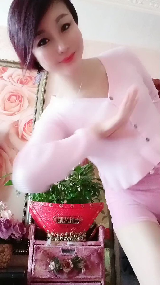 ＃少妇 ＃紧身裤 ＃短裤 ＃睡衣 性感少妇勒b跳舞第二弹 我爱美熟女 @lkl_cookie