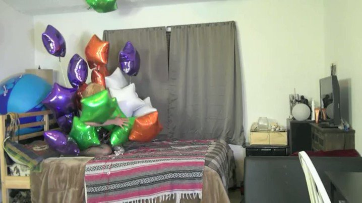 Galas Looner VIP FanClub on Twitter: "My #clip - Mylar Balloons Popping ** - MPG just sold ...