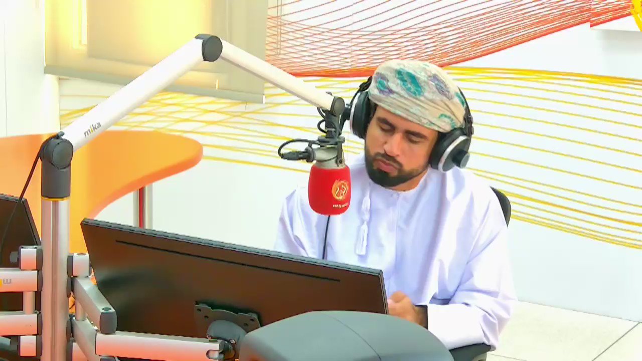 صحيفة الشبيبة سعادة هلال بن حمد الصارمي رئيس اللجنة الصحية والبيئية