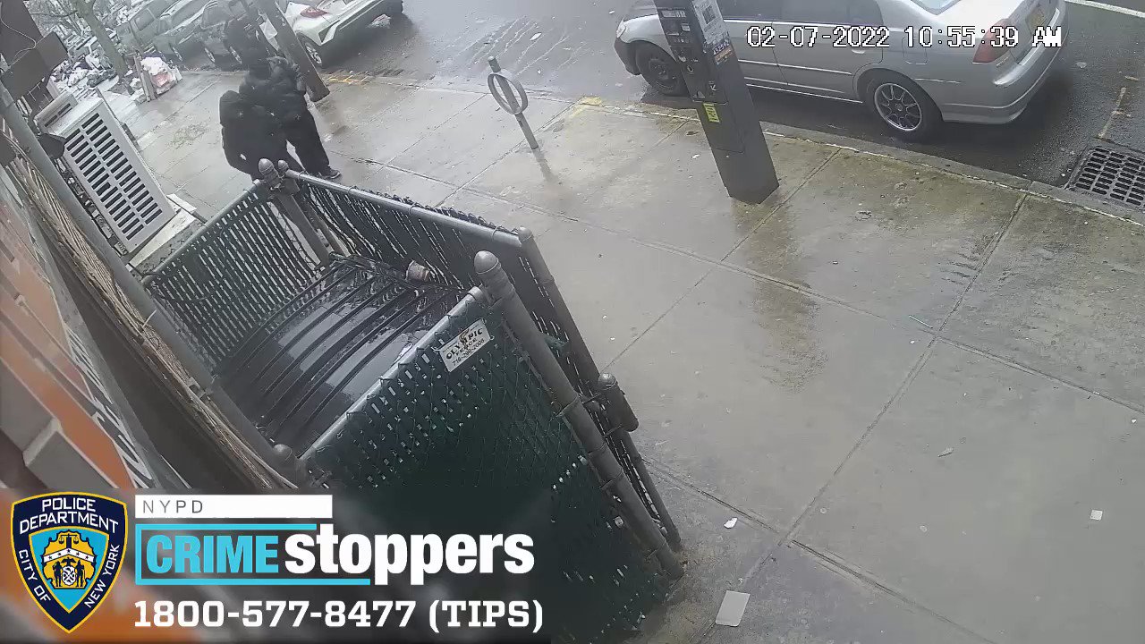 Nypd Crime Stoppers On Twitter 🚨wanted Robbery 2 7 22 At Approx 10