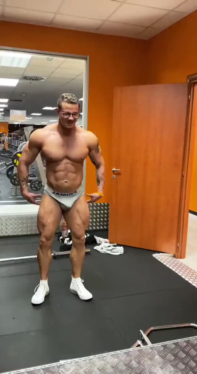 MuscleColtStar (MCS) 41K ️ Thanks on Twitter: "This handsome bad boy has been growing bigger 😍 ...