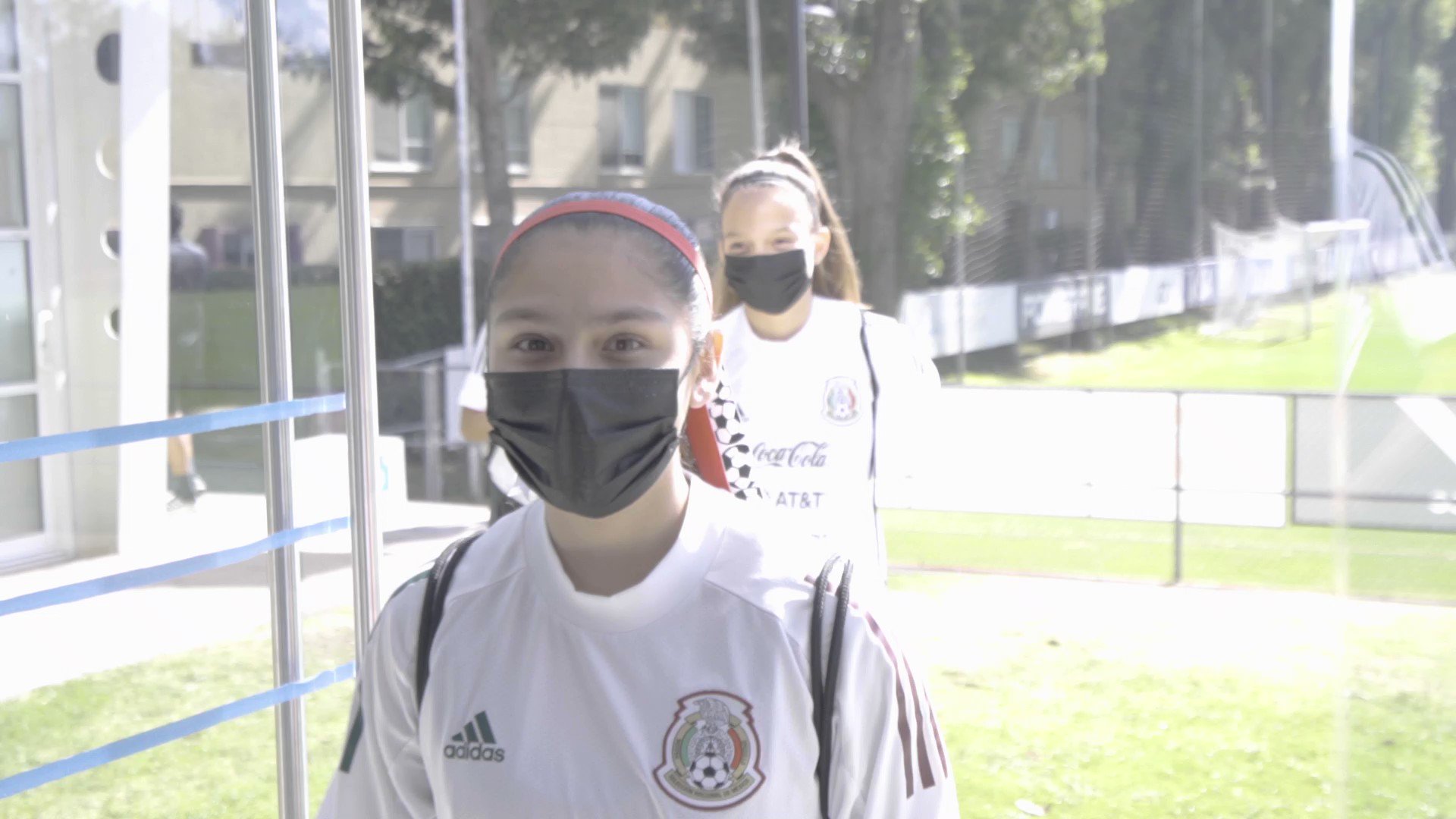 Elliana (@Elliana_2025) / Twitter