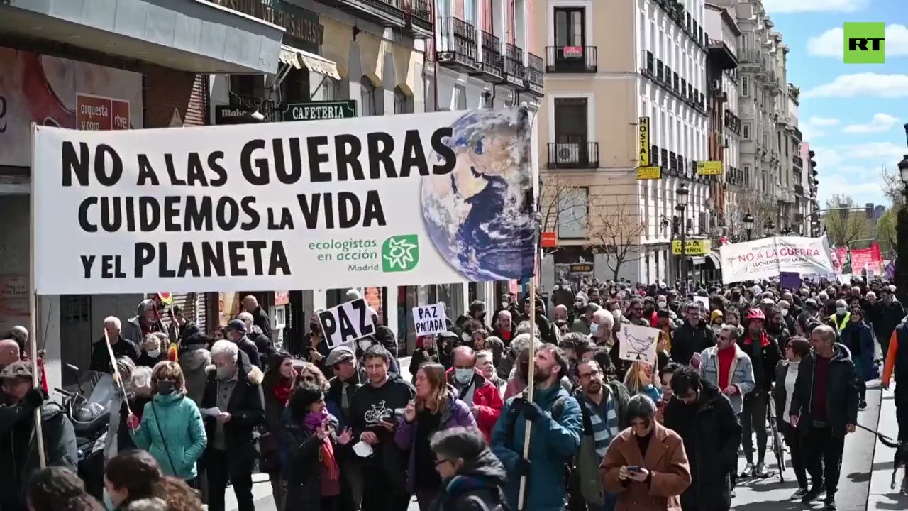 Rt на русском On Twitter В Мадриде 3 апреля состоялась масштабная акция у здания МИД Испании