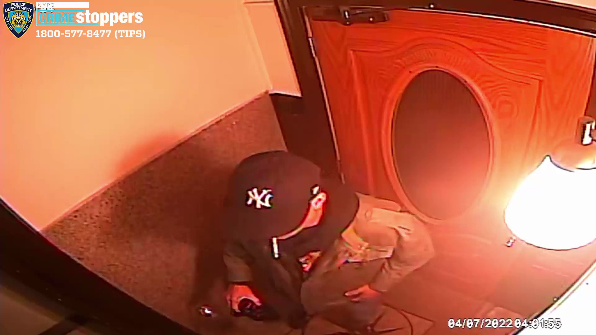 Nypd Crime Stoppers On Twitter 🚨wanted Burglary On 4 7 22 At Approx