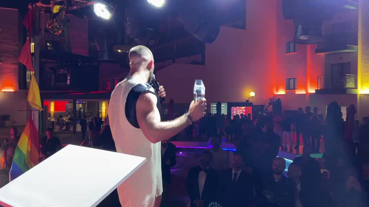 Justforfans On Twitter Here Is Johnthomasxxx Acceptance Speech After He Won The Jff Fan