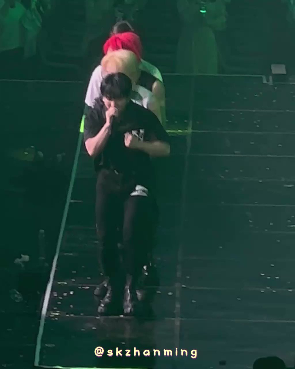 퀔냥냥 (@smolsungies) / Twitter