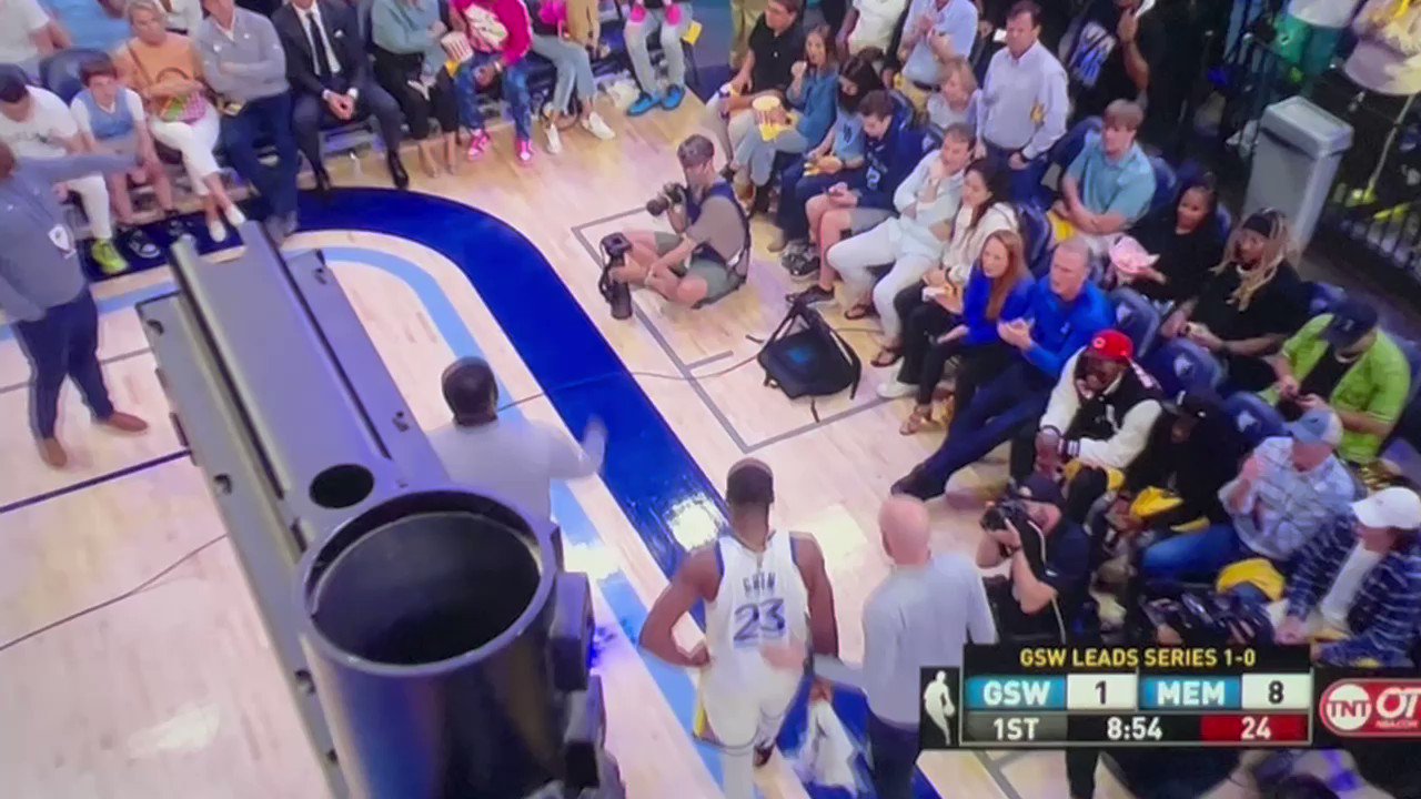 ClutchPoints on Twitter: "Warriors star Draymond Green has been fined $25,000 for flipping on ...