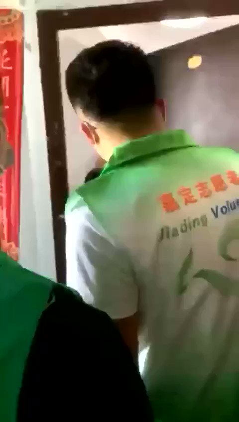 Louismori On Twitter Cpczyc666 Xinwendiaocha 滚你妈大血逼！中共奴隶，好好在墙国被强奸高潮喷尿吧！ Twitter